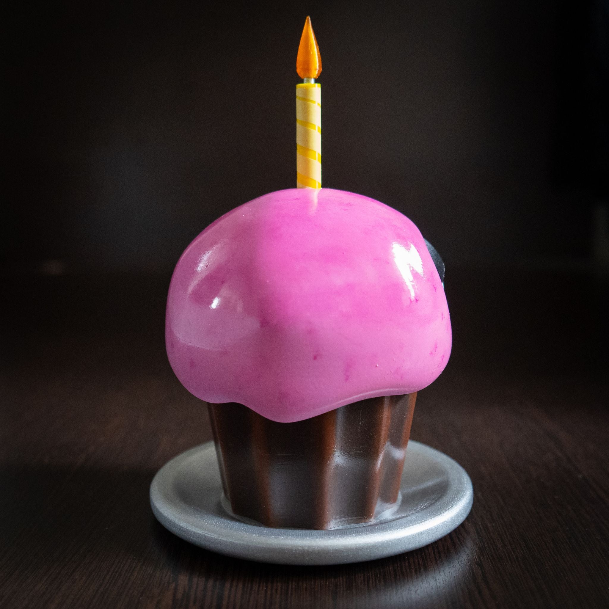 Mr. Cupcake animatronic from the Five Nights at Freddy's (FNAF ...